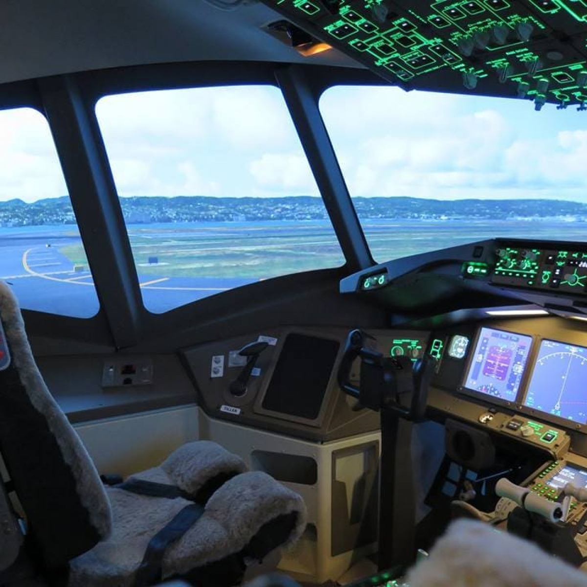 Simulateur avion de ligne B777 - Skyway Simulation